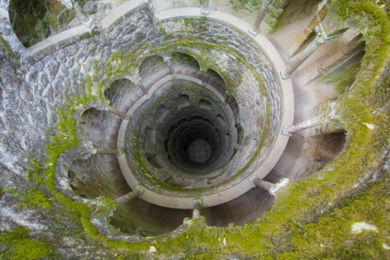 Freemason Initiation Well - Esoteric Freemasons