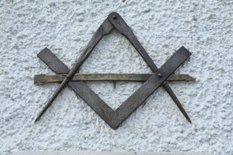 Masonic Symbols Explained: A Guide