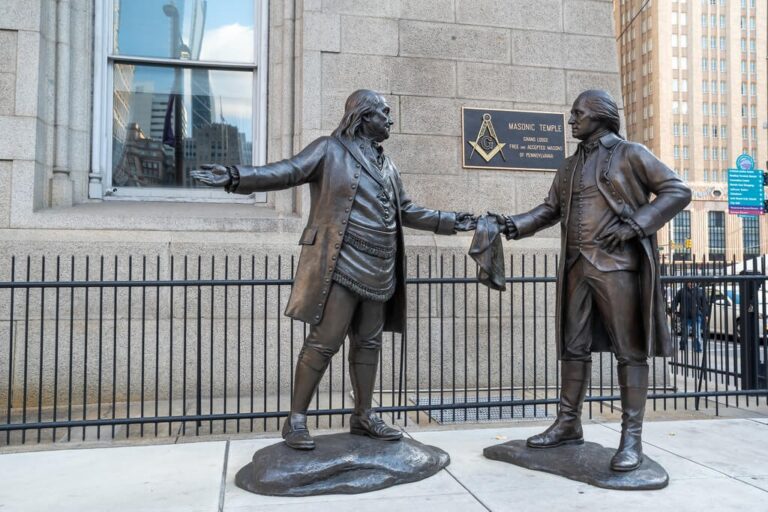 Freemason Handshake - Esoteric Freemasons