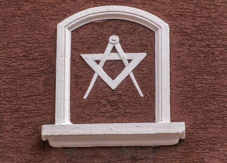 Provincial Grand Lodge Of West Kent - Esoteric Freemasons