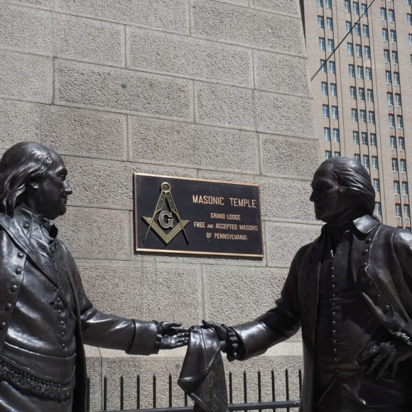 Freemason Handshake - Esoteric Freemasons